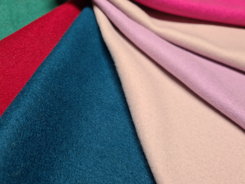 Tessuto misto lana tinta unita | S.P. Cotton vendita stock tessuti a peso Tessuto misto lana tinta unita | S.P. Cotton vendita stock tessuti a peso